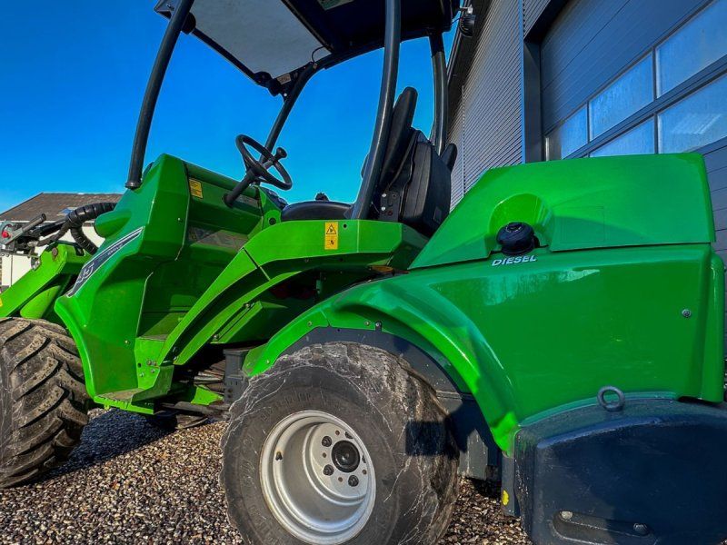 Avant 745, year of construction 2018 Compact loader - Maskincenter ...