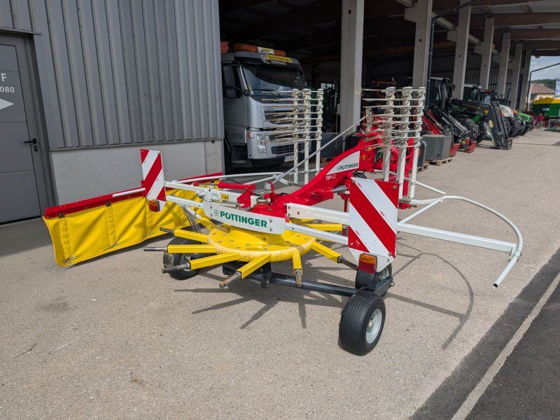 Pöttinger TOP 422, year of construction 2016 Rotary hay rakes ...