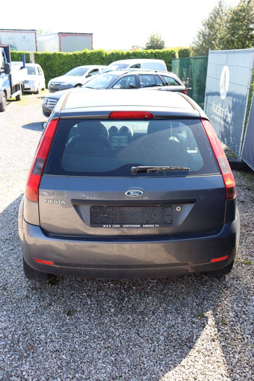 Passenger car Ford Fiesta Petrol 69hp 2005, year of construction 2005 ...