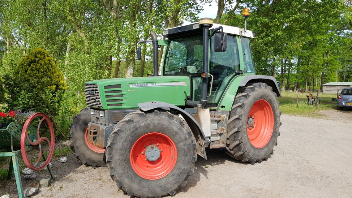 Koop je Tractor hier - gebruikt of nieuw. Tweedehands Trekkers