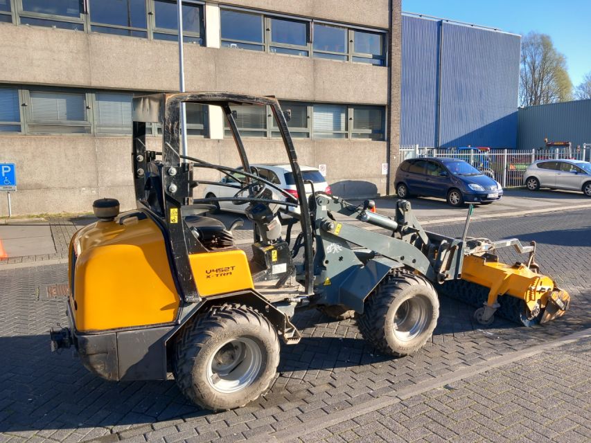 Find more then 55 Giant Compact loaders on Agri Trader