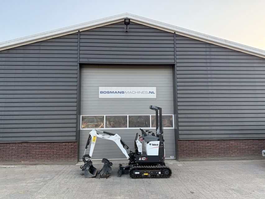 Bobcat E10 z minigraver 2025 28 uur DEMO, bouwjaar 2025 Minigraver - Bosmans Machines B.V.