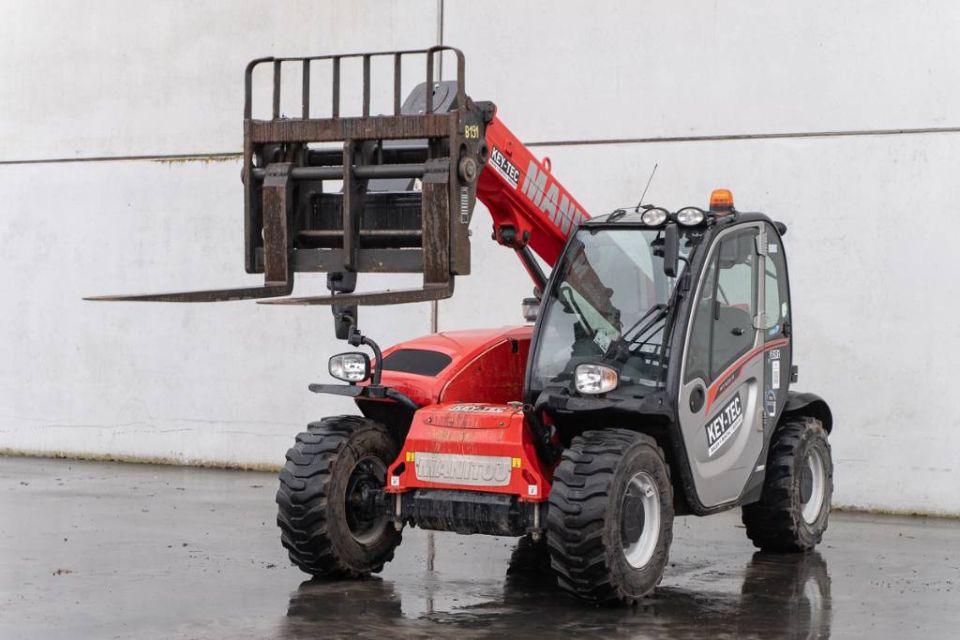 Find more then 280 Manitou telehandlers - industry on Agri Trader