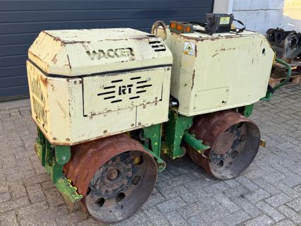 Find more then 12 Wacker vibrating beam - padfoot compactors - rollers ...